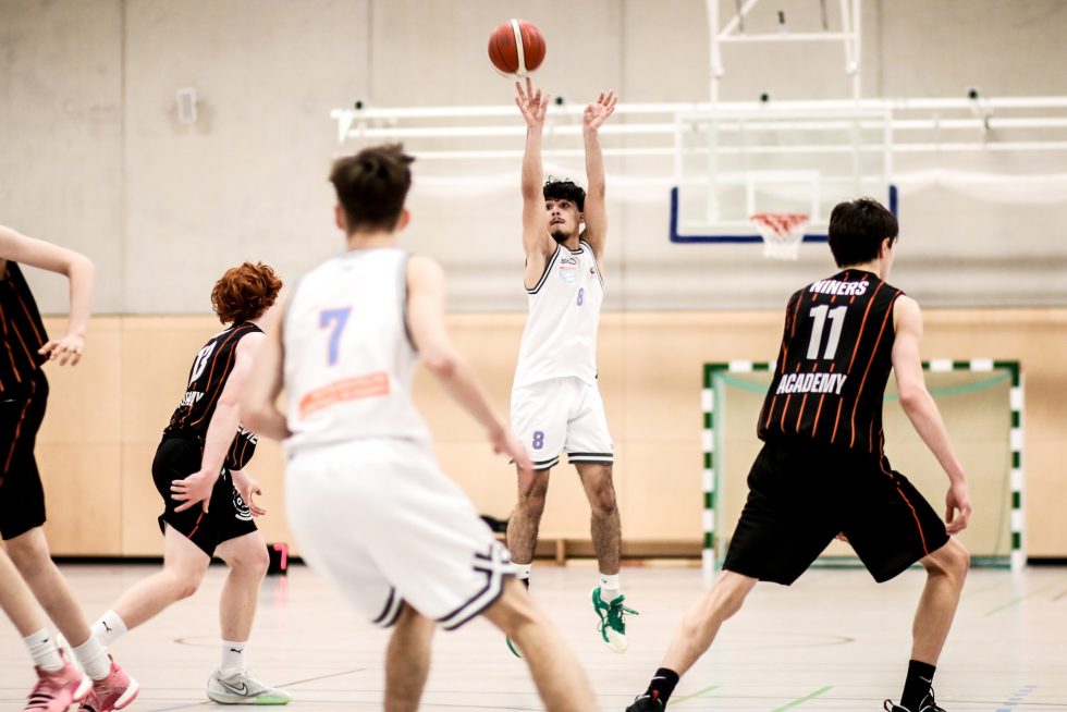 Abdul Wafa überzeugt im JBBL-Team der MBA - BC Anhalt